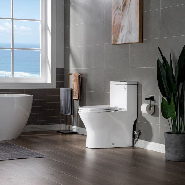 ᐅ【WOODBRIDGE One Piece Short Compact Bathroom Tiny Mini Commode Water ...